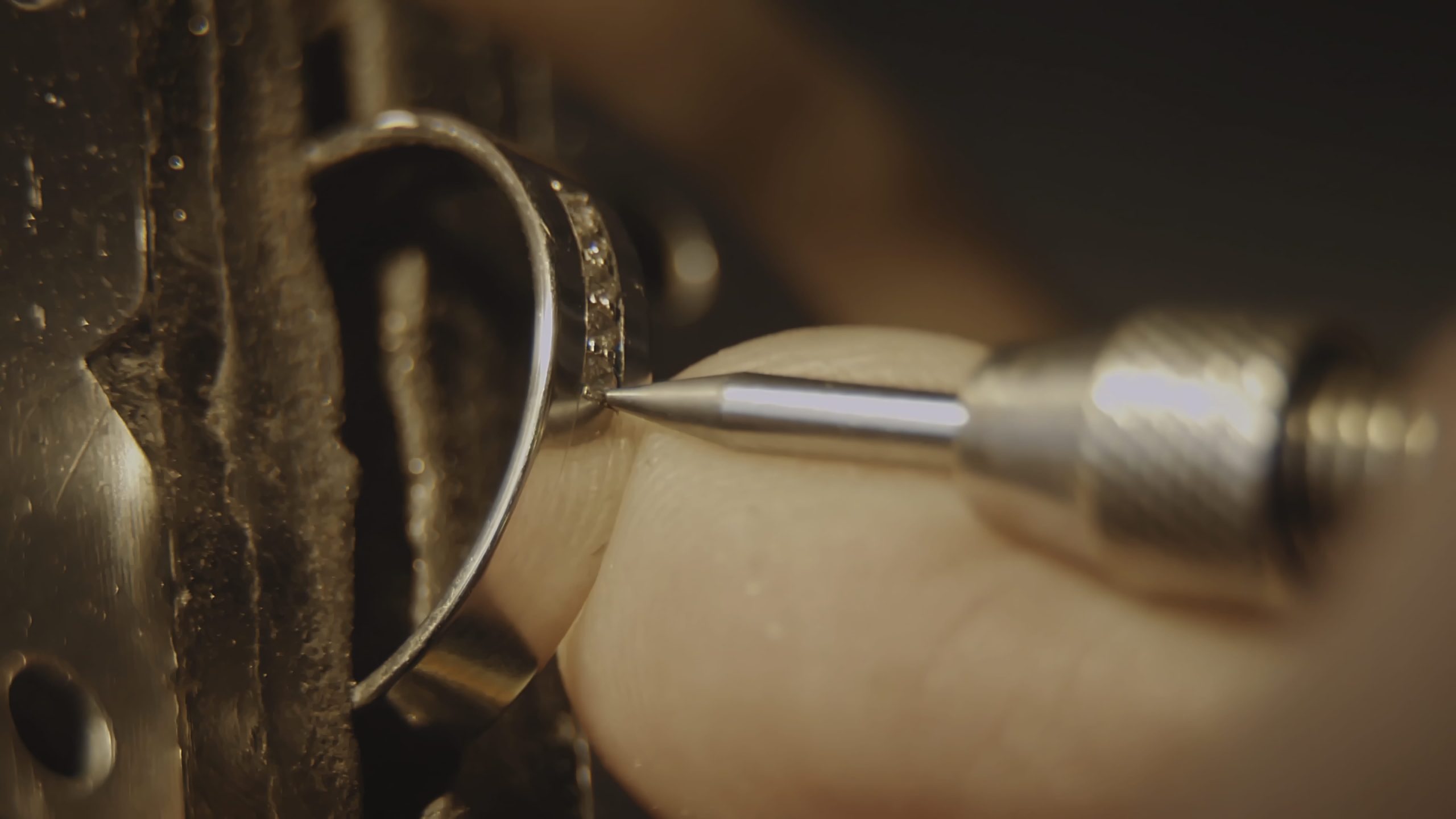 Jewellery Repairs - Alex John Jewellers in Southend-On-Sea